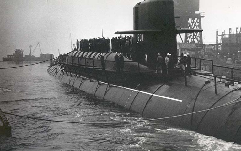 Cromo-and-launch-of-the-nuclear-submarine-Robert-E.-Lee-(SSBN-601 ...