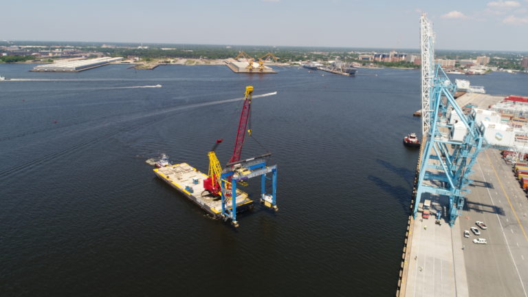 Manitowoc 4600 Series 3 Ringer series 2 - Crofton